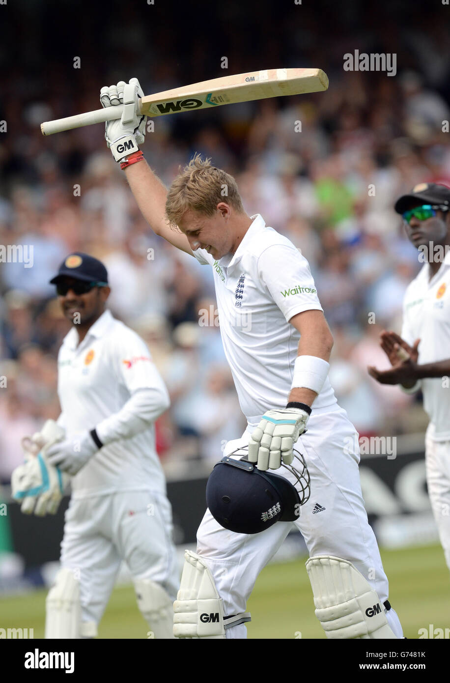 England's Joe Root celebrates his maiden Test double century during day ...