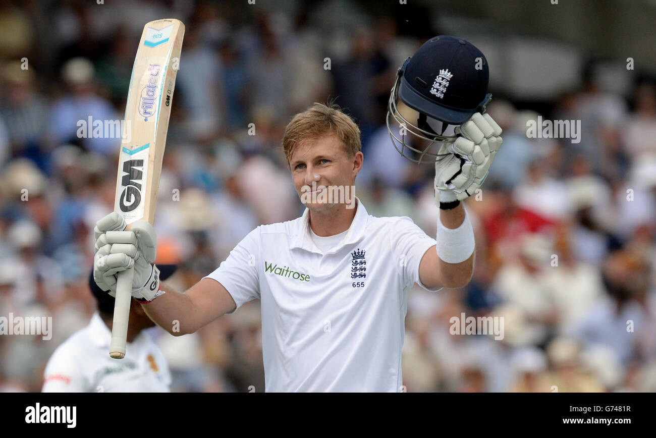 England's Joe Root celebrates his maiden Test double century during day ...