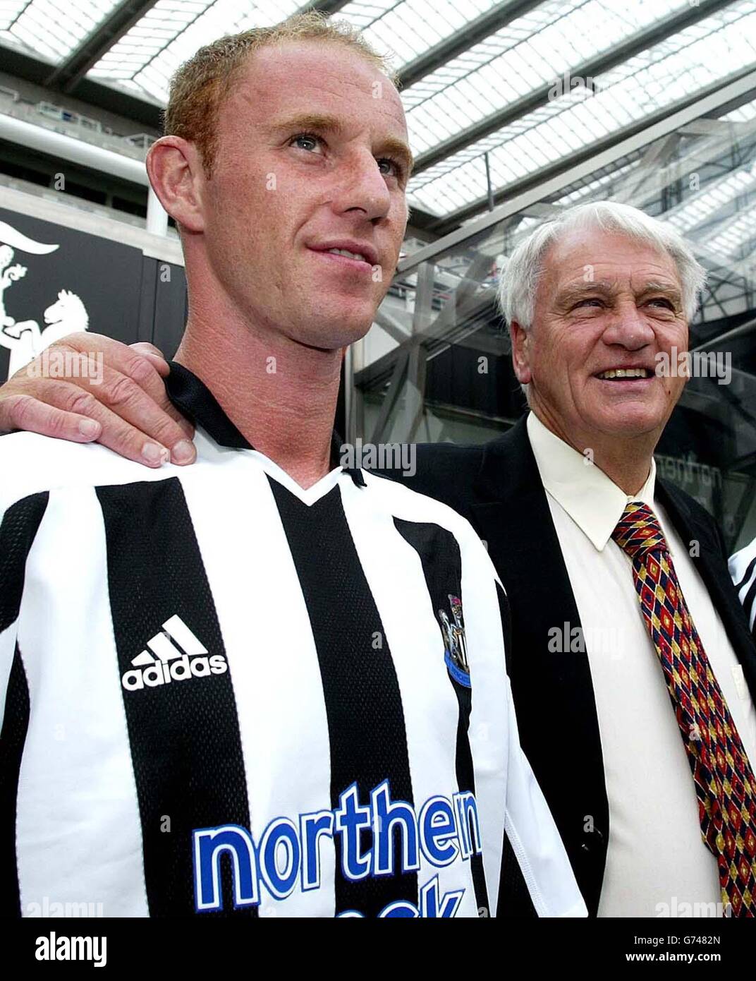 Newcastle United's new signing, midfielder Nicky Butt is introduced by ...