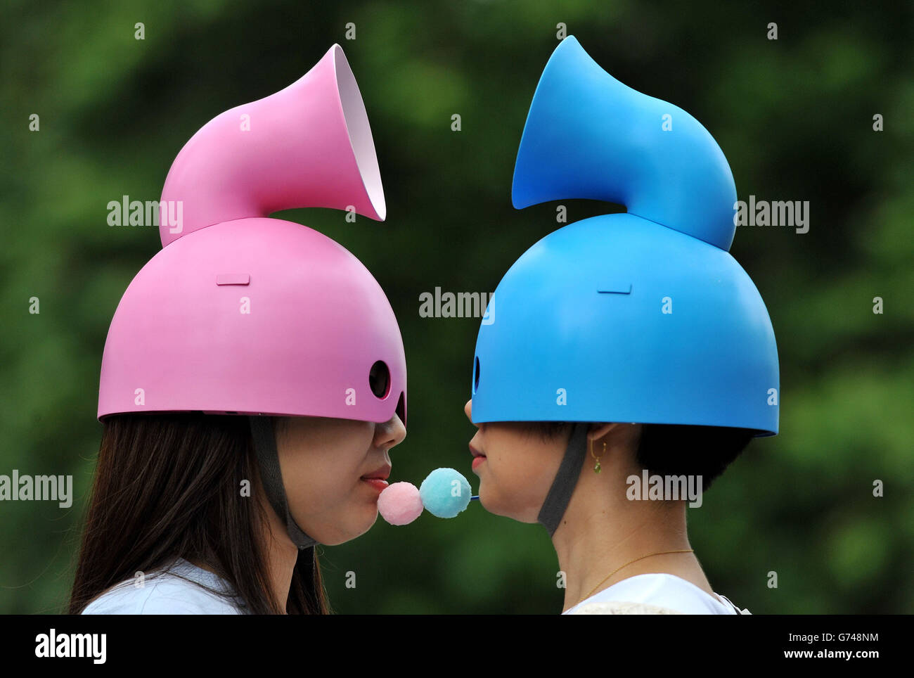 Graduate Tomomi Sayuda (right) and her colleague Yukyung Lee wear 'The ...