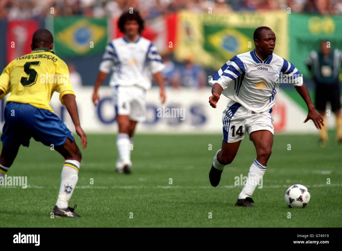 International Soccer -World Stars Match - Fifa World Stars Team v ...