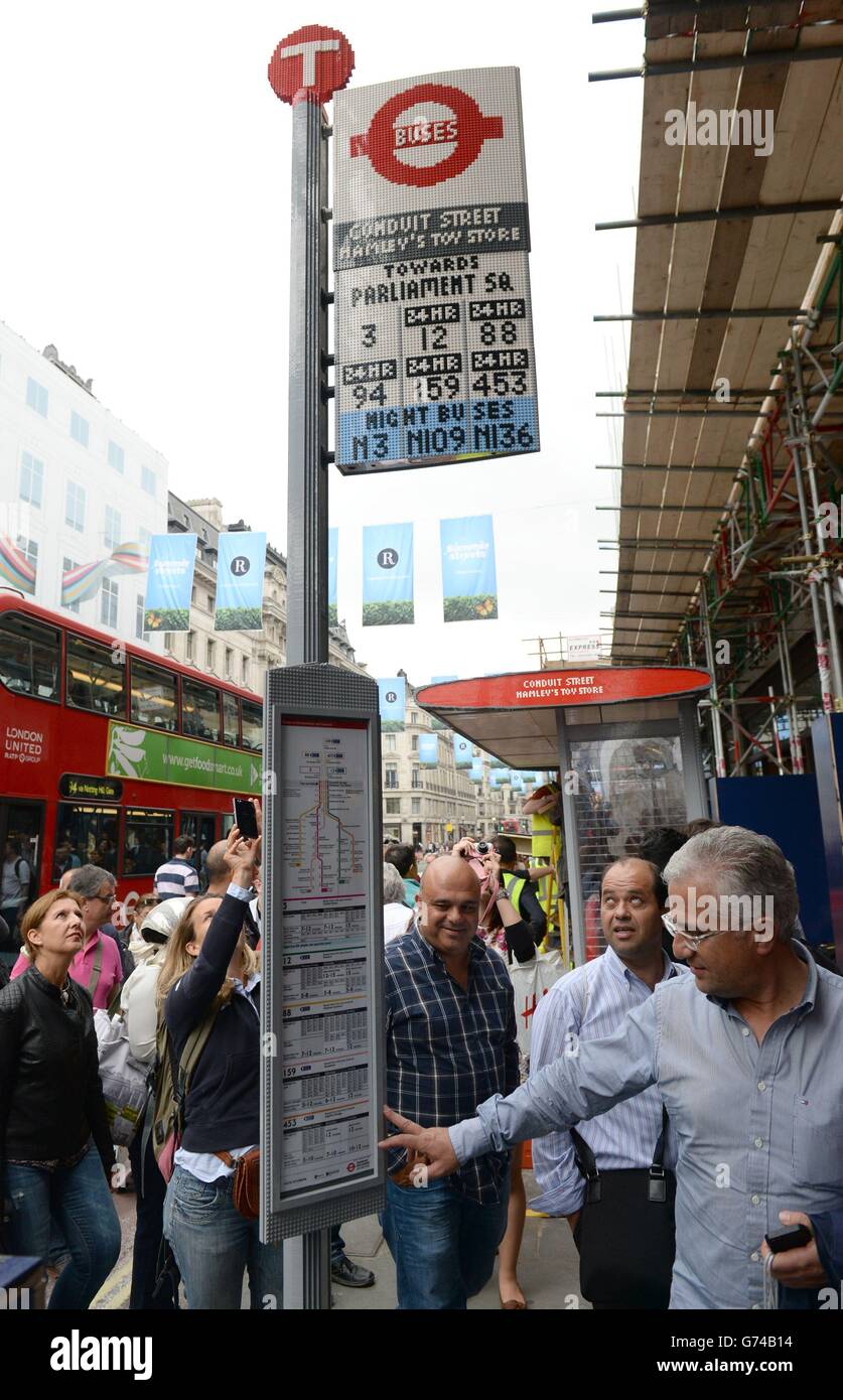 London lego bus stop hi-res stock photography and images - Alamy