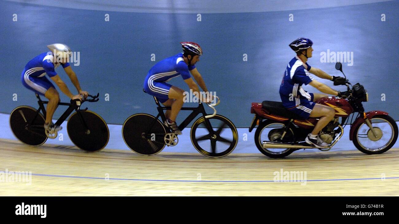 Great Britain's Chris Hoy (left) and Jason Queally (centre) of the ...