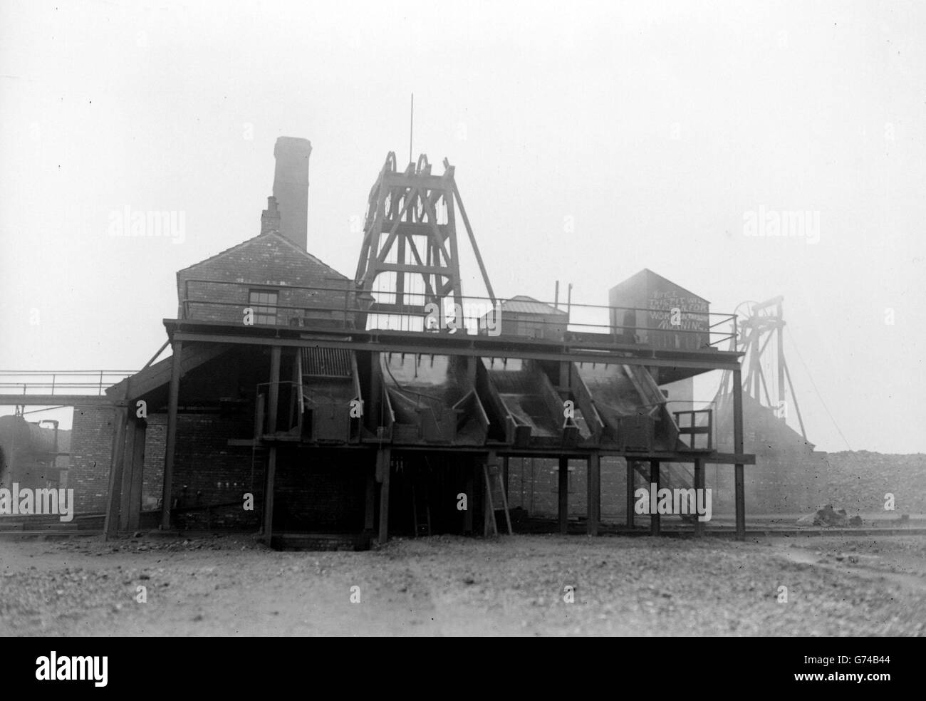 The Low Moor Colliery. The Low Moor Colliery, at Cleckheaton. 1912 ...
