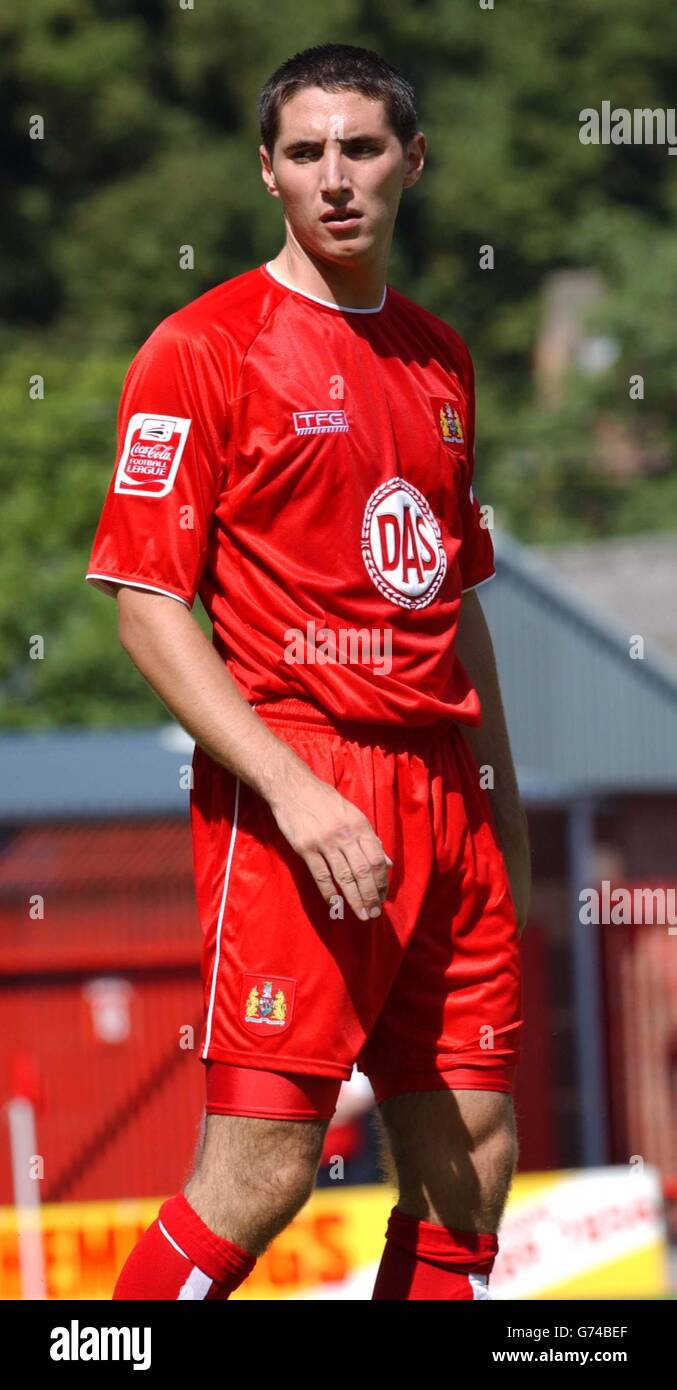 Sport football action stock bradley orr hi-res stock photography and ...