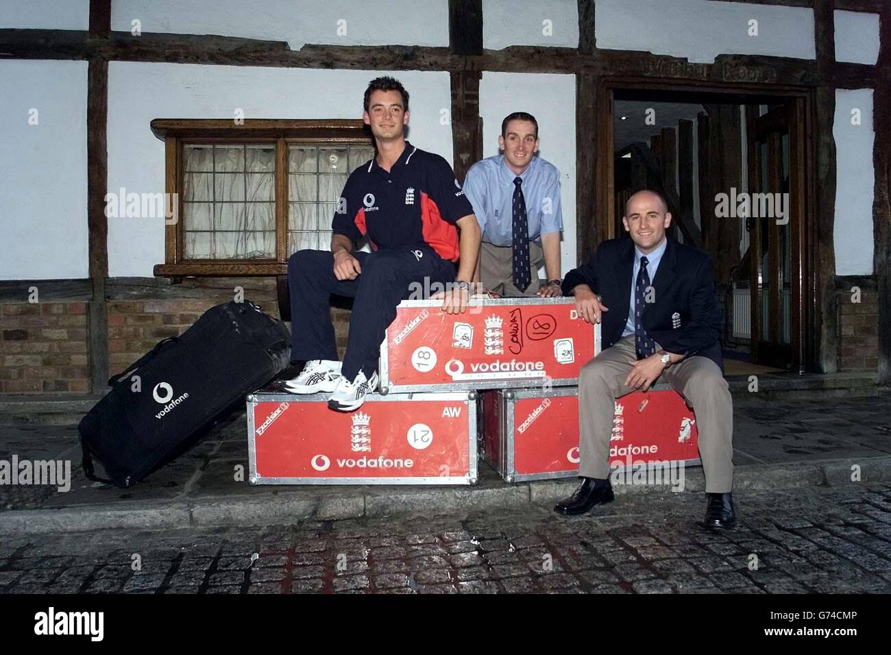 Snape pictured fly off zimbabwe press conference held gatwick airport ...