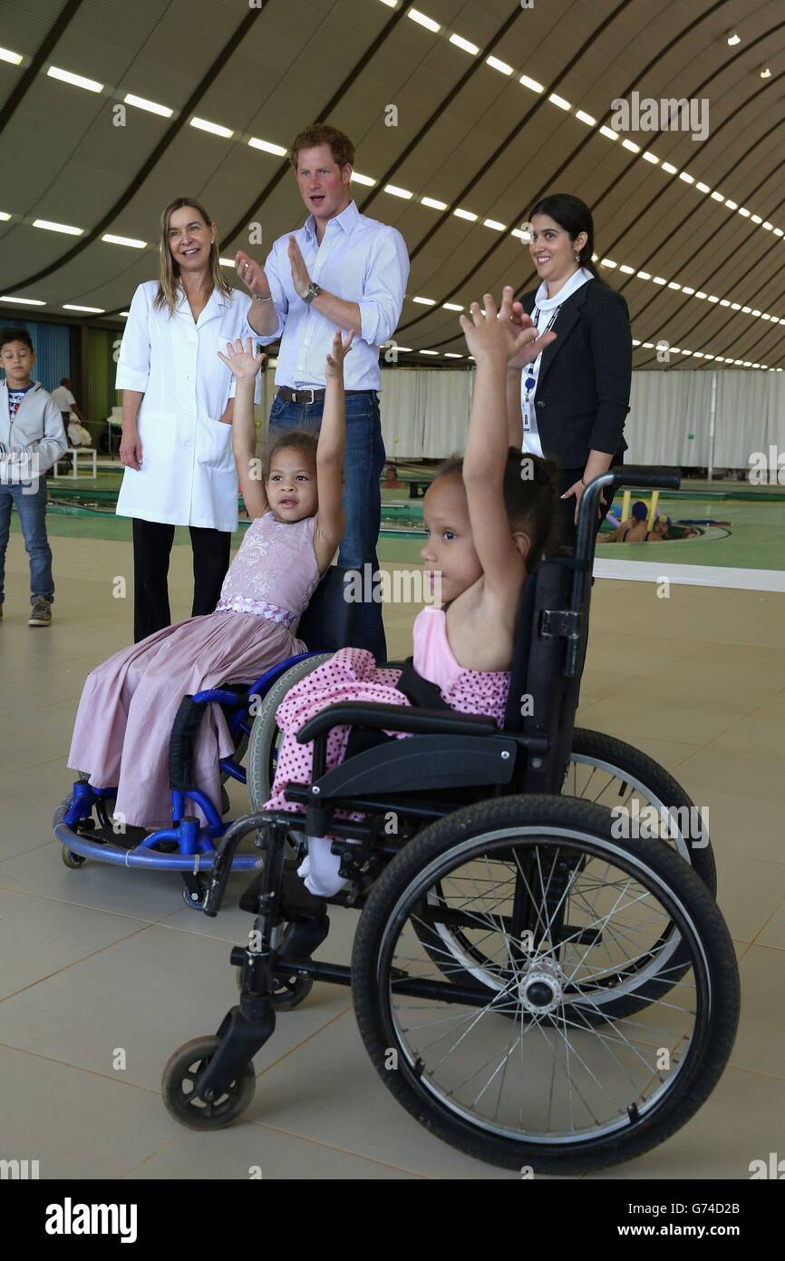 Prince Harry meets patients in the Rede Sarah Hospital for Neurological ...