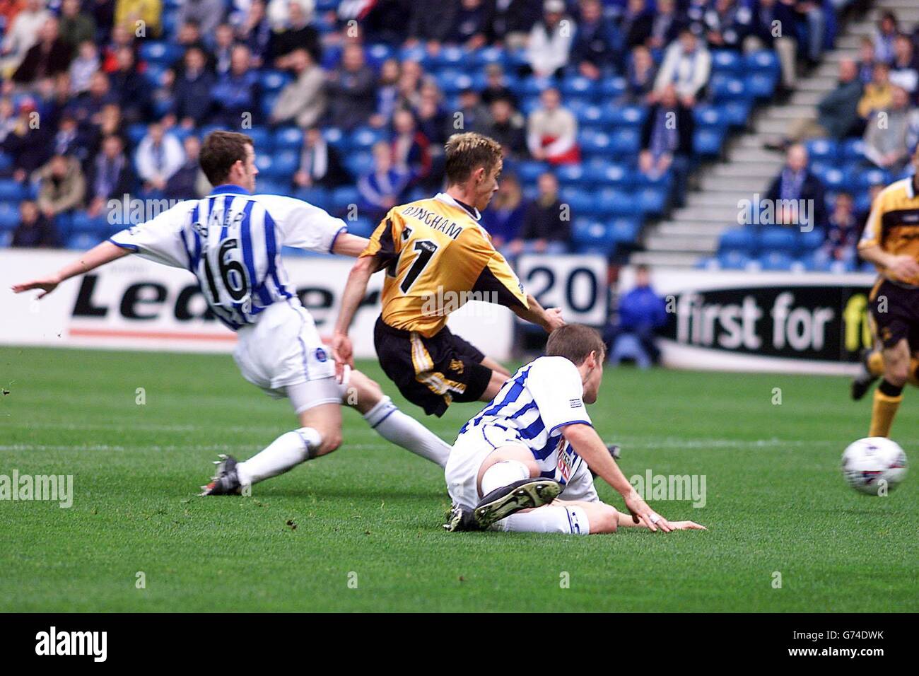 Livingston's david Bingham (centre) shoots wide during the Bank of ...