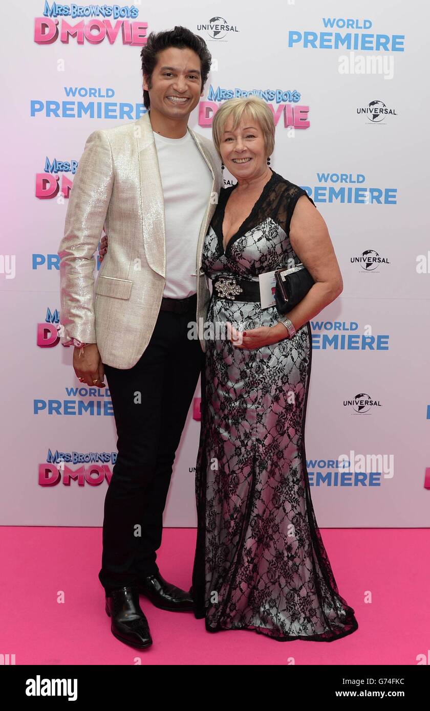 Mrs brown's boys d'movie hi-res stock photography and images - Alamy