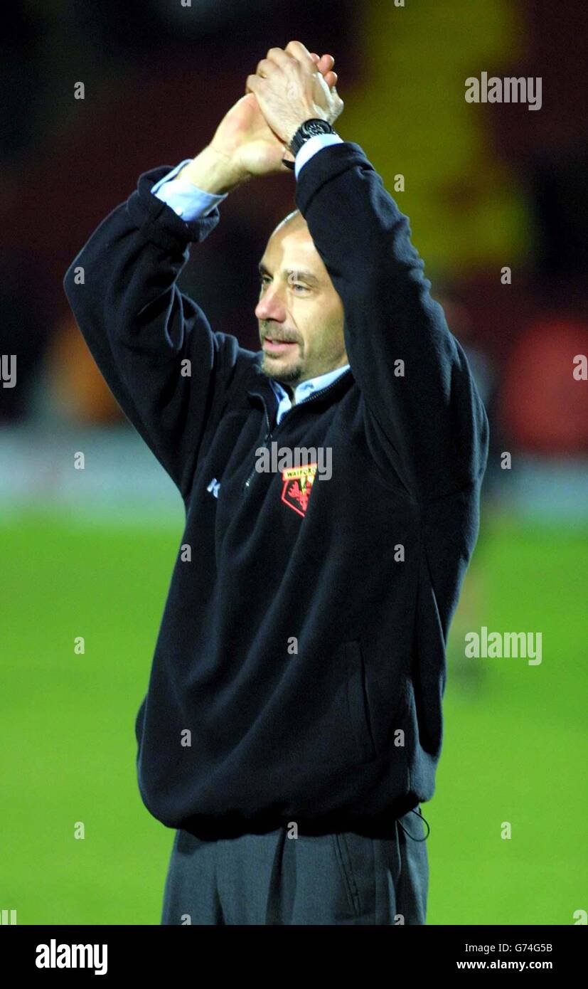 Sport football manager clapping celebrating hi-res stock photography ...