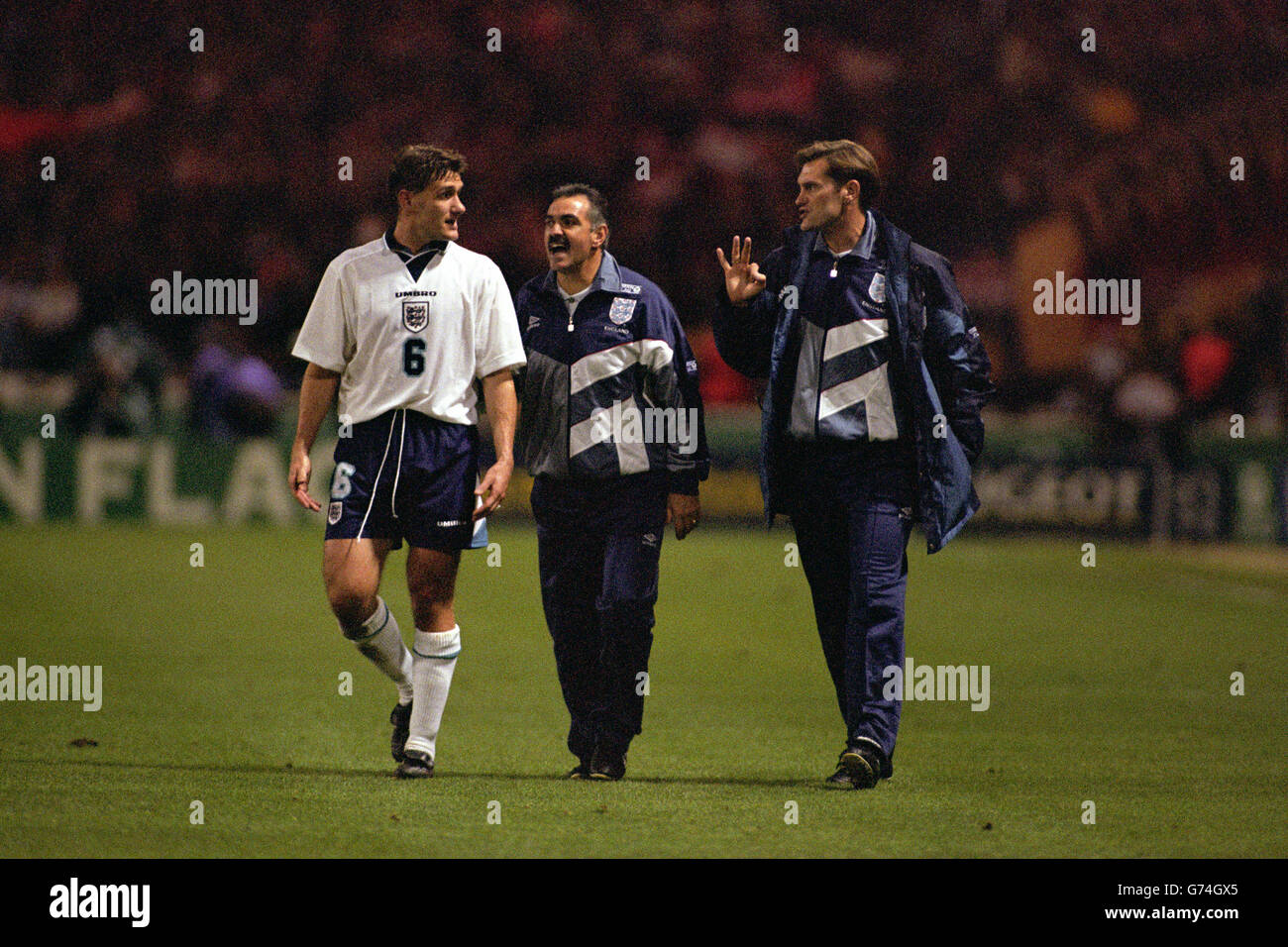 John gorman and glenn hoddle hi-res stock photography and images - Alamy