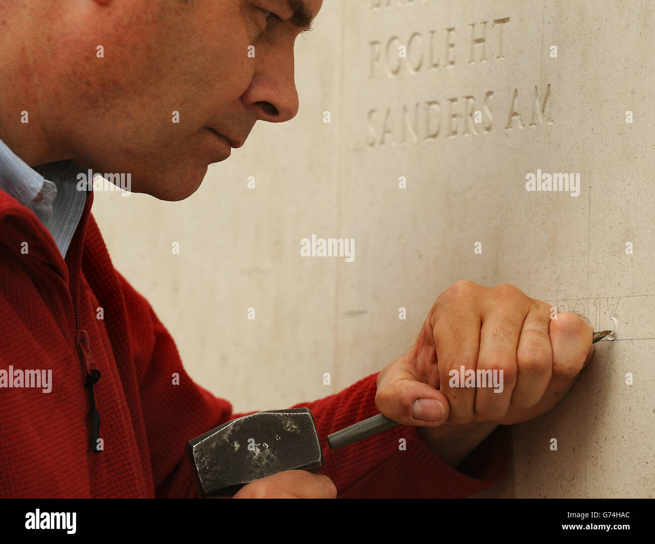 Engraving on memorial hi-res stock photography and images - Alamy