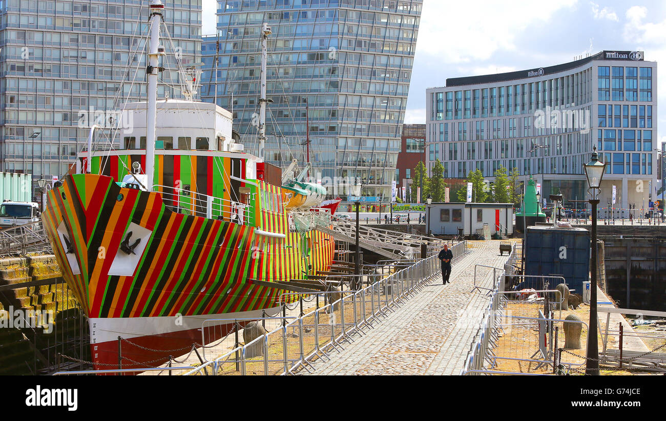 Pilot boat edmund gardner hi-res stock photography and images - Alamy
