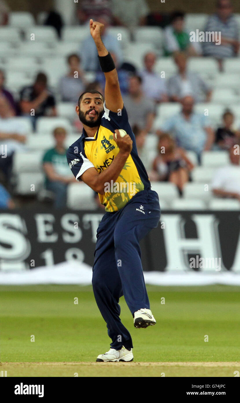 Birmingham bears v nottinghamshire outlaws hi-res stock photography and ...