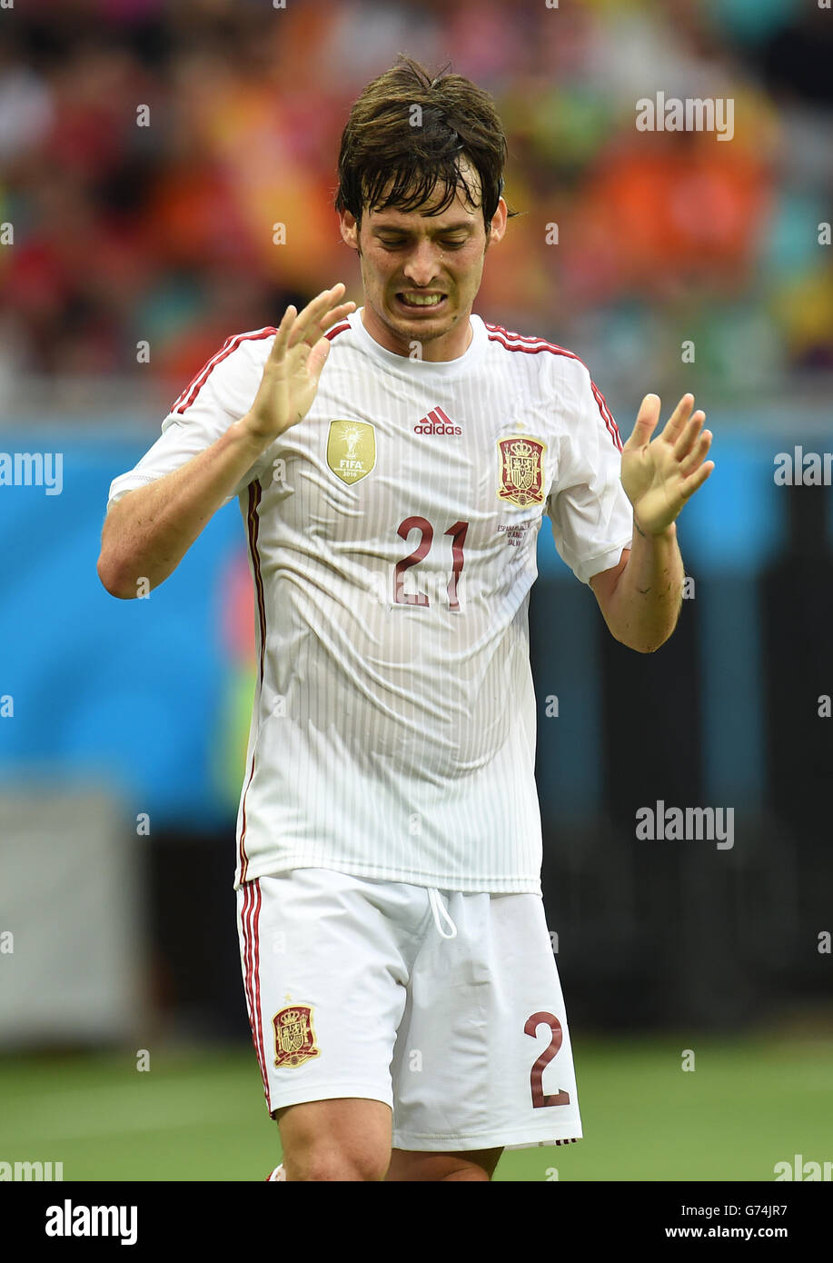 Soccer - FIFA World Cup 2014 - Group B - Spain v Netherlands - Arena ...
