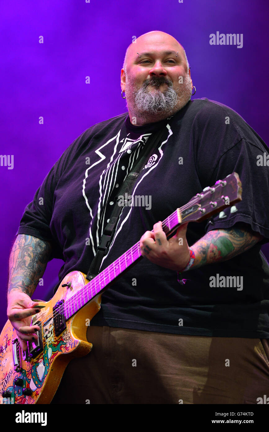 Bowling soup chris burney hi-res stock photography and images - Alamy