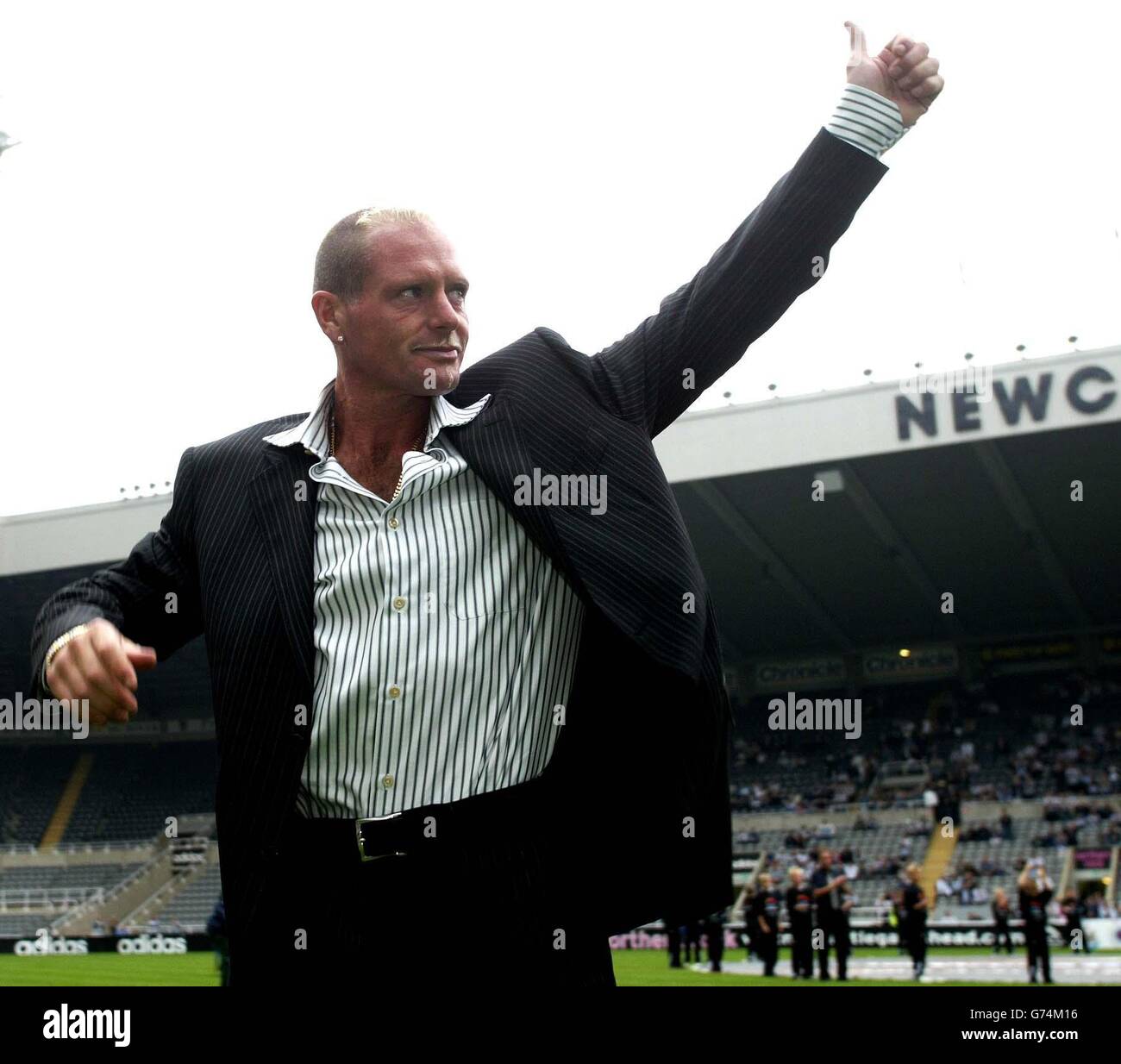 Paul gascoigne rangers hi-res stock photography and images - Alamy