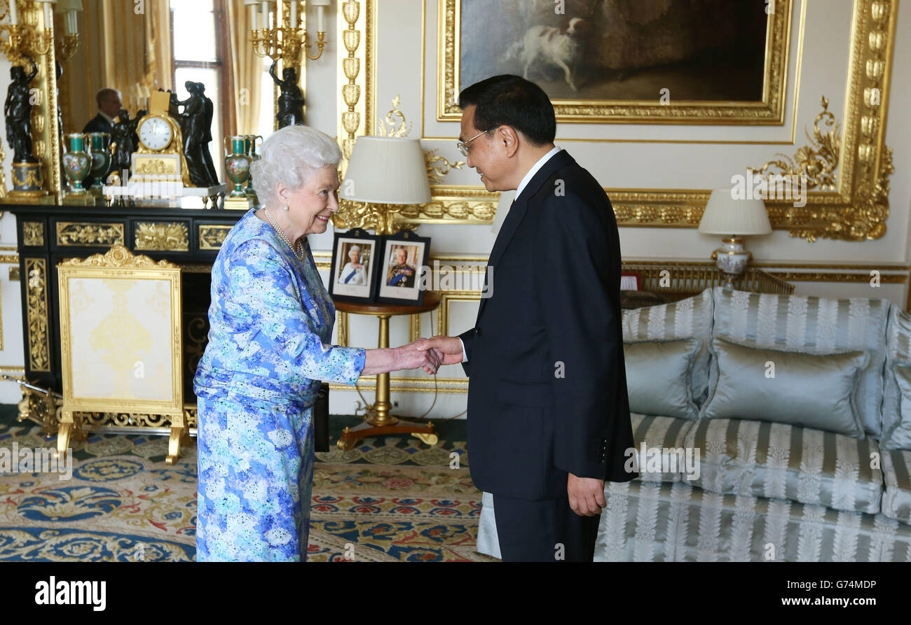 Queen elizabeth li hi-res stock photography and images - Alamy