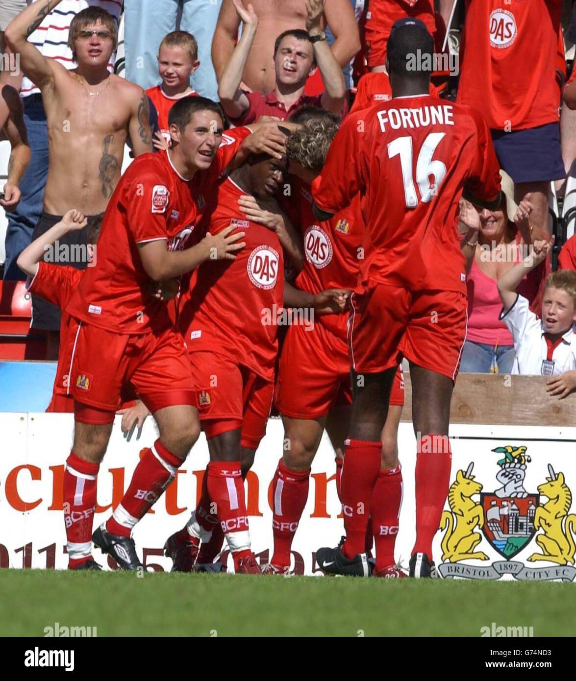 Torquay united football club hi-res stock photography and images - Alamy