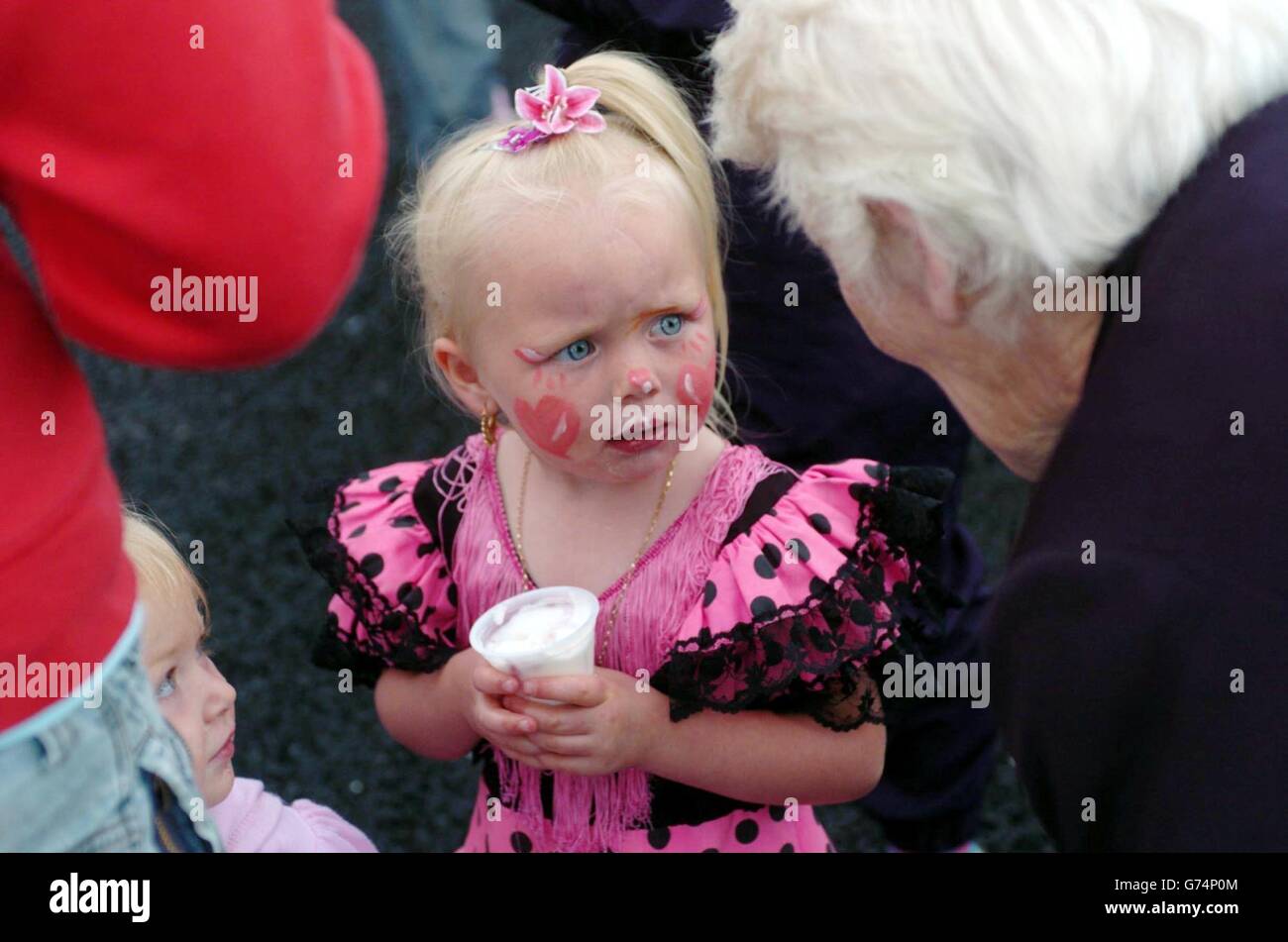 Elisha cooke hi-res stock photography and images - Alamy