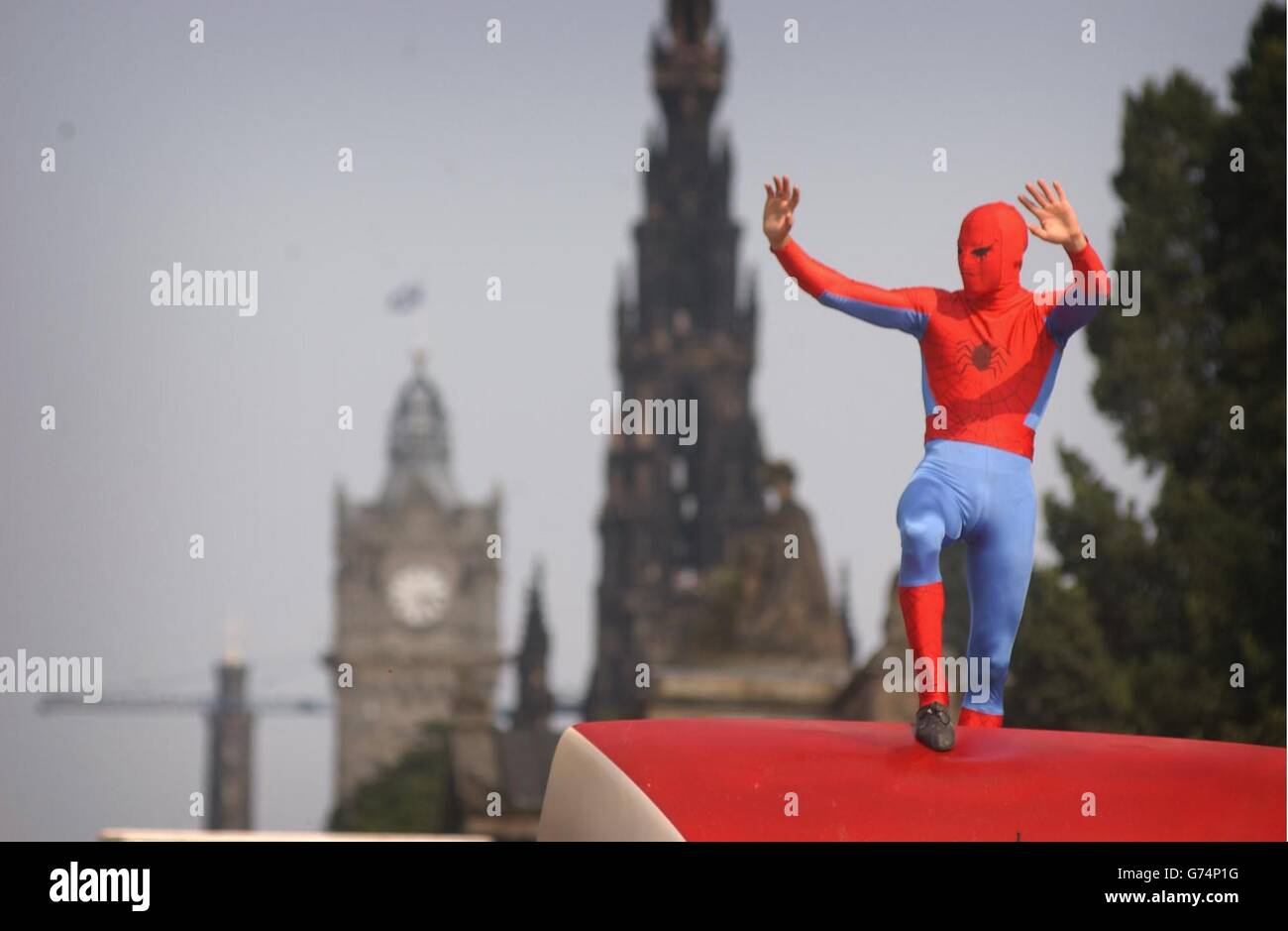 Fringe spider hi-res stock photography and images - Alamy