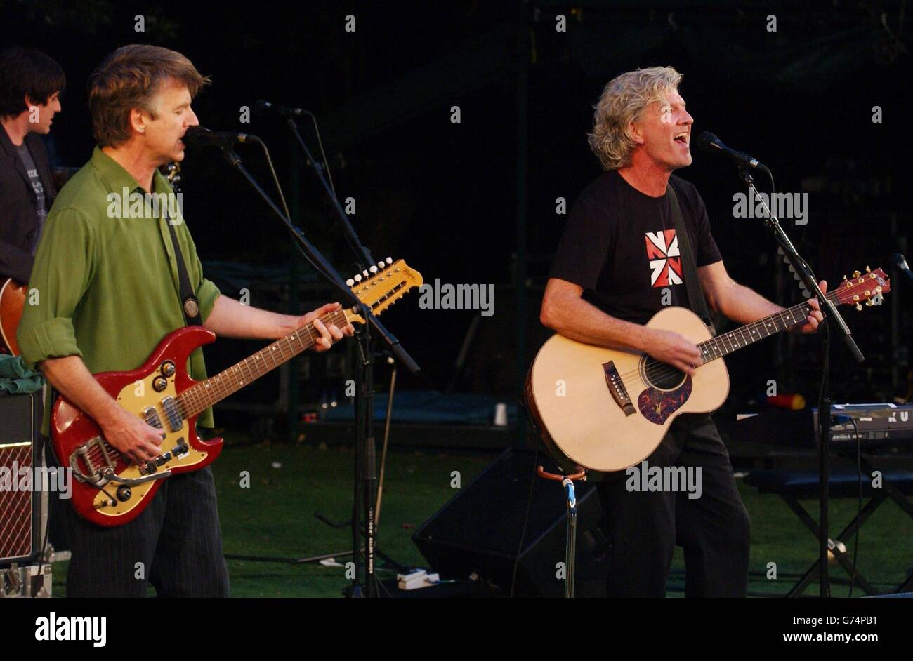 Kiwi duo the finn brothers hi-res stock photography and images - Alamy