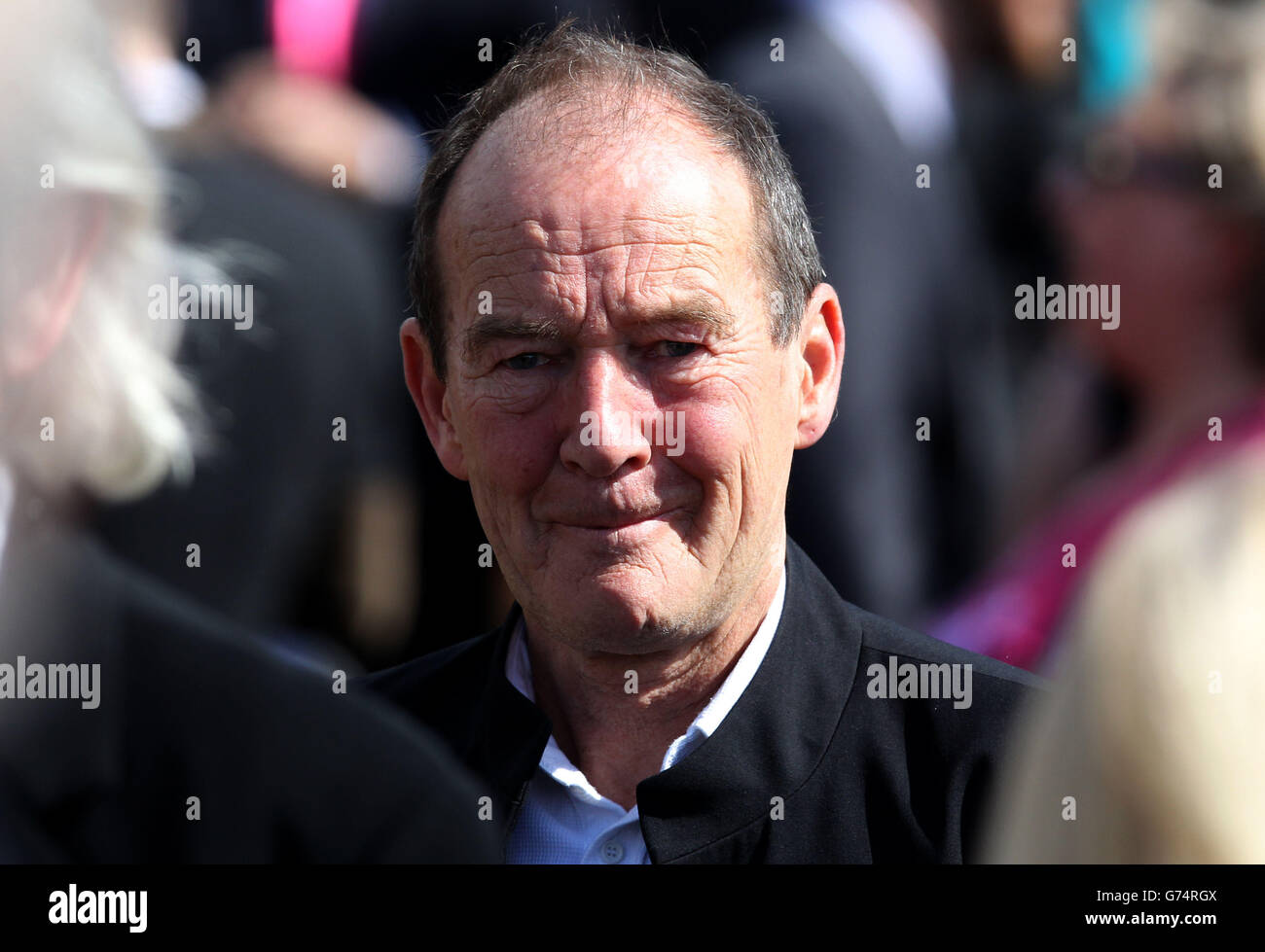 David MacLennan funeral Stock Photo - Alamy