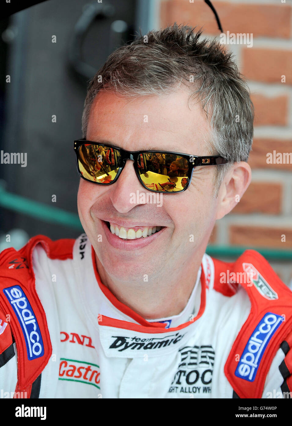 Motor Racing - Dunlop MSA British Touring Car Championship - Oulton ...