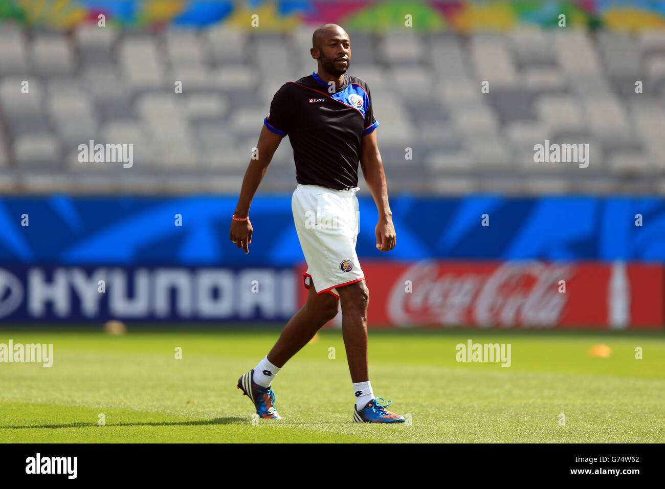 Costa rica coach paulo wanchope hi-res stock photography and images - Alamy Costa rica coach paulo wanchope hi-res stock photography and images - Alamy
