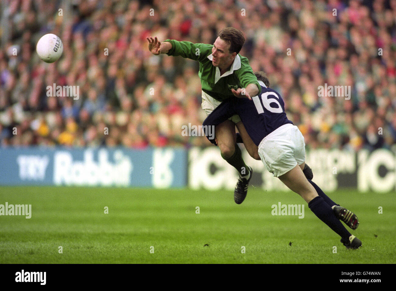 Peter dods rugby hi-res stock photography and images - Alamy