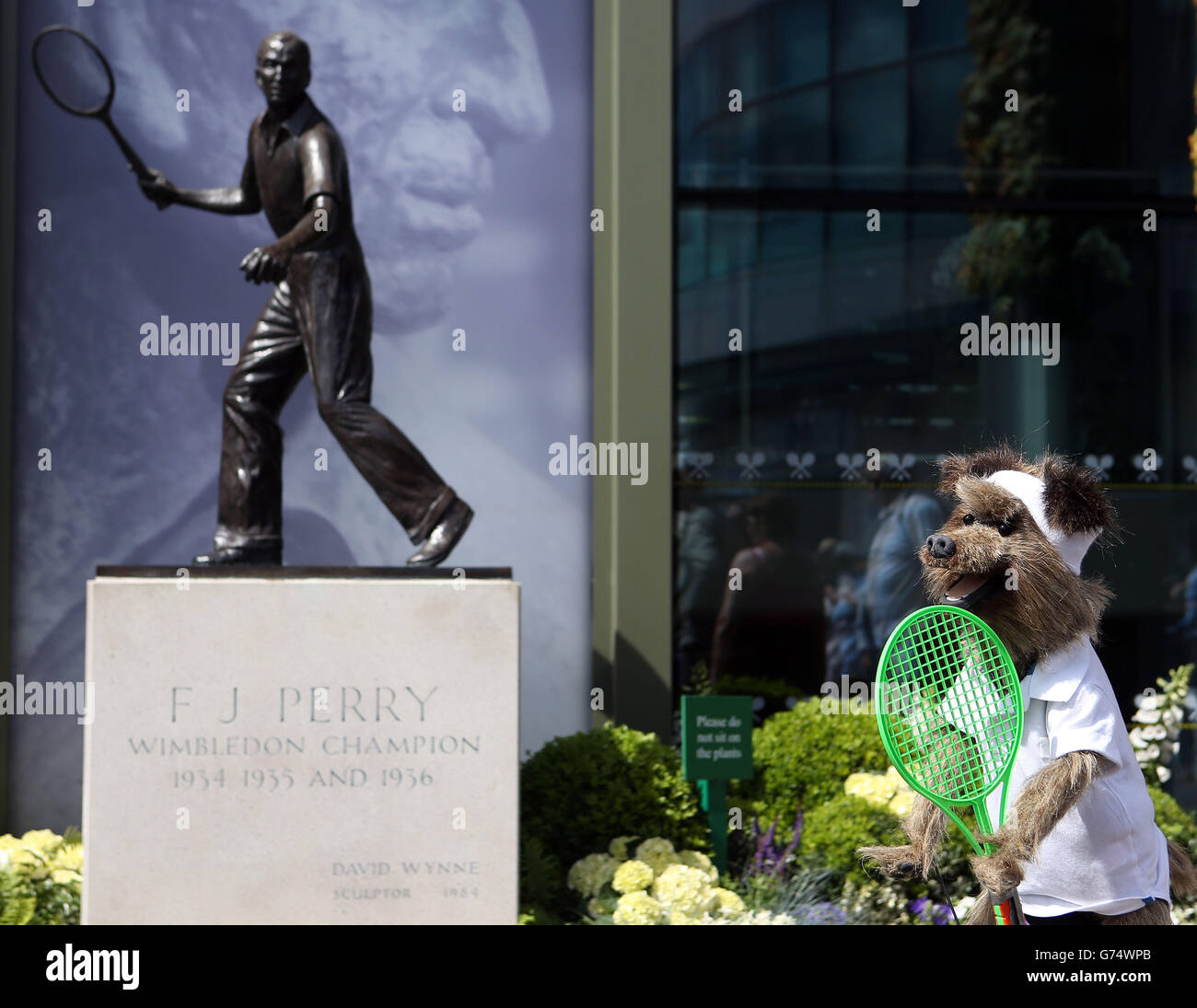 Hacker t dog hi-res stock photography and images - Alamy