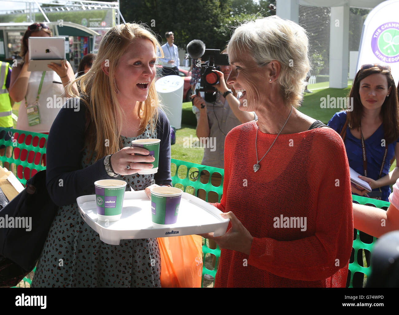 Queuing for tickets at wimbledon hi-res stock photography and images ...