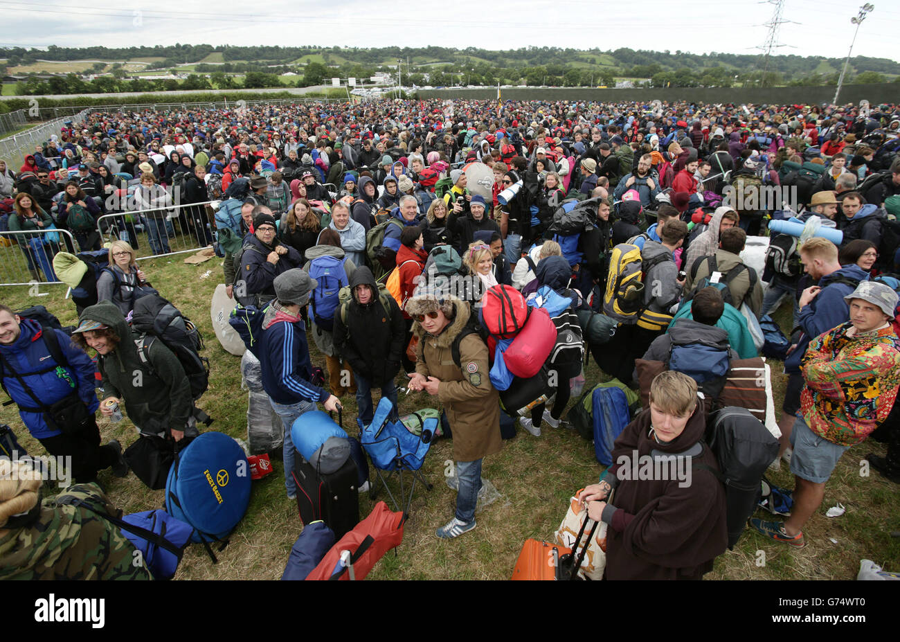 Glastonbury Festival 2014 Preparations Festival Goers Arriving For
