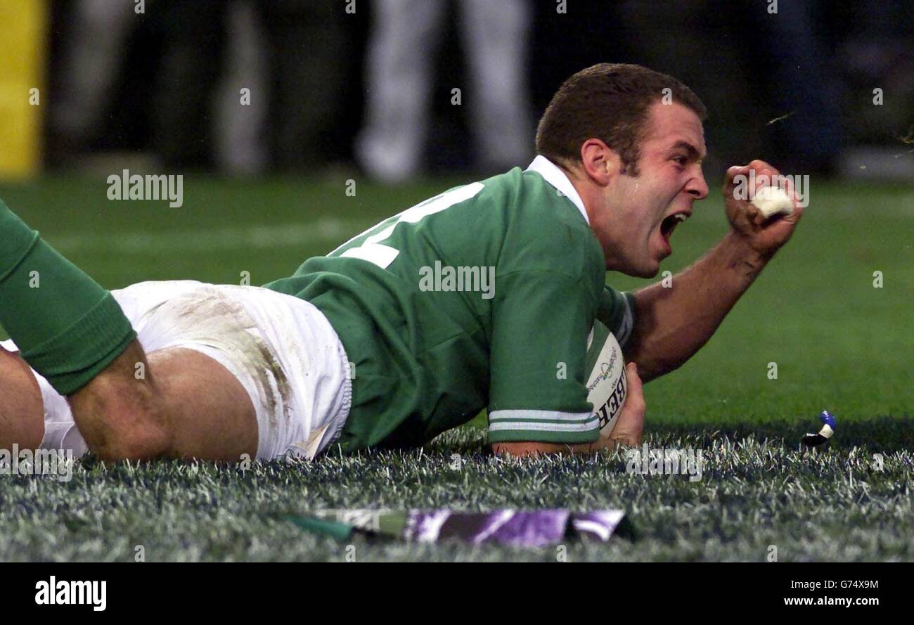 Ireland's Kevin Maggs celebrates after scoring Ireland's first try ...