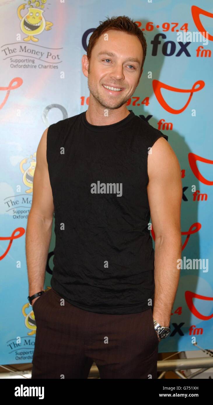 Singer darren hayes hi-res stock photography and images - Alamy