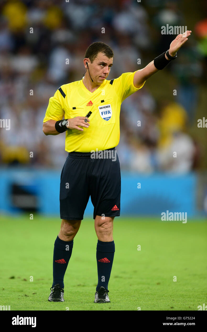 World cup 2014 football referee hi-res stock photography and images - Alamy