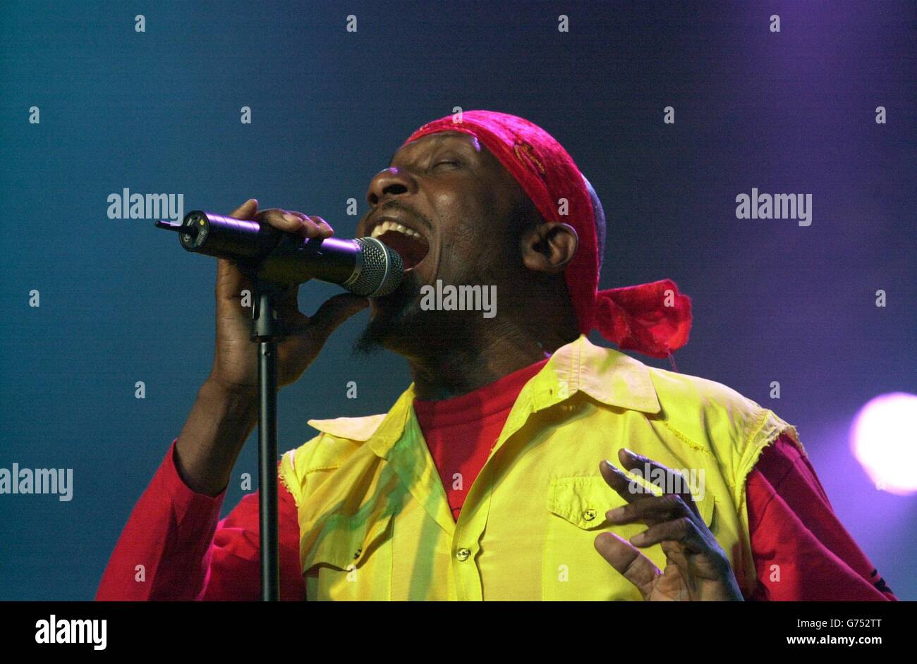 Jimmy cliff singer High Resolution Stock Photography and Images - Alamy