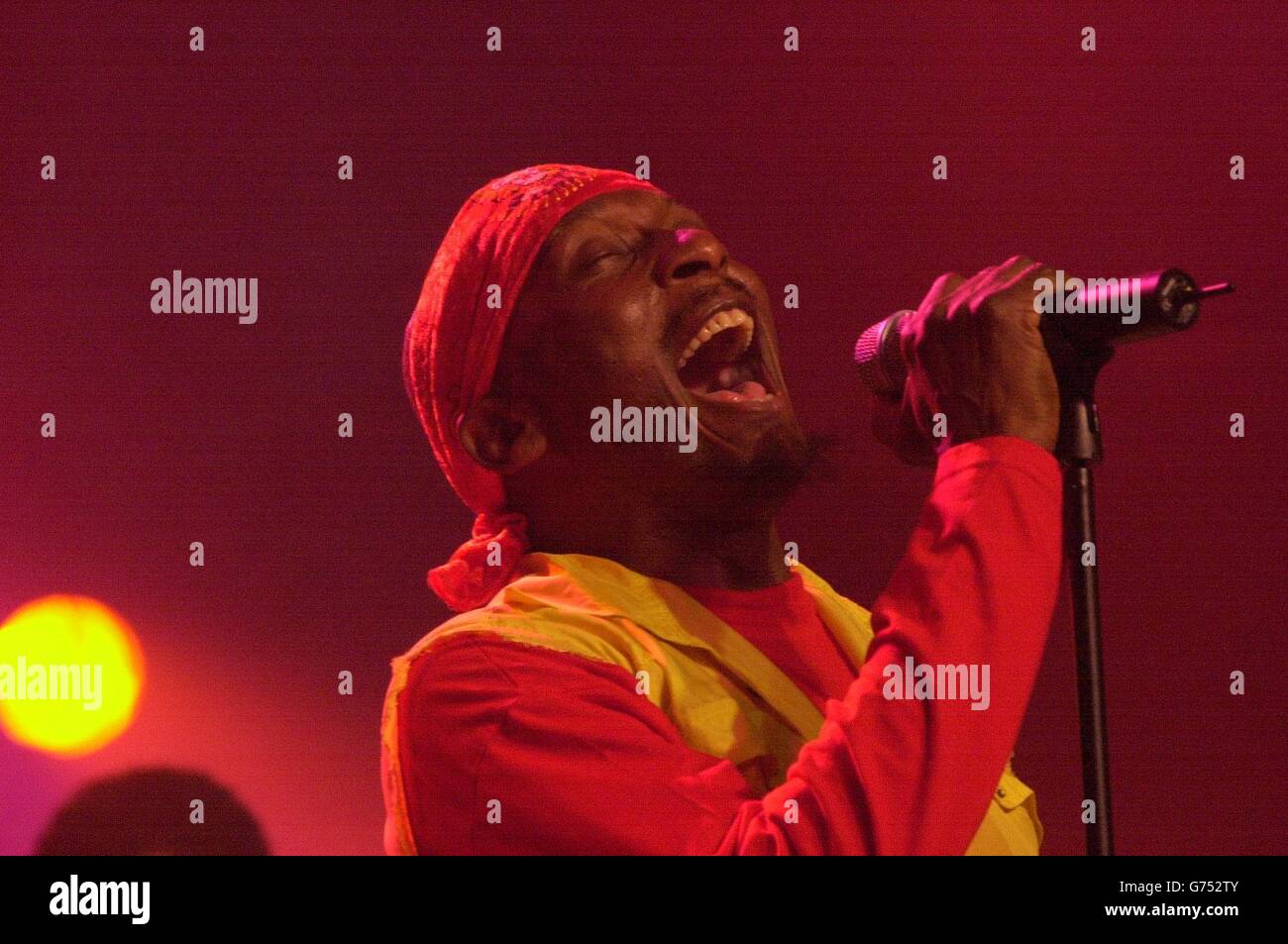 Singer Jimmy Cliff performing on stage at the 40th Cambridge Folk ...