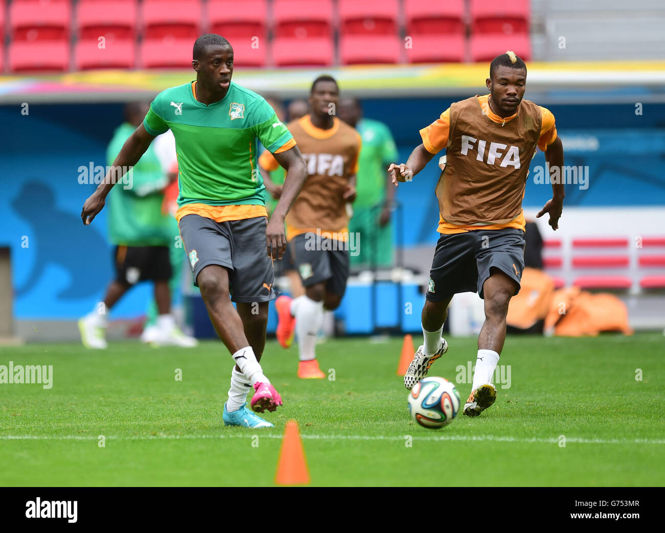 Ivory coasts yaya toure hi-res stock photography and images - Alamy