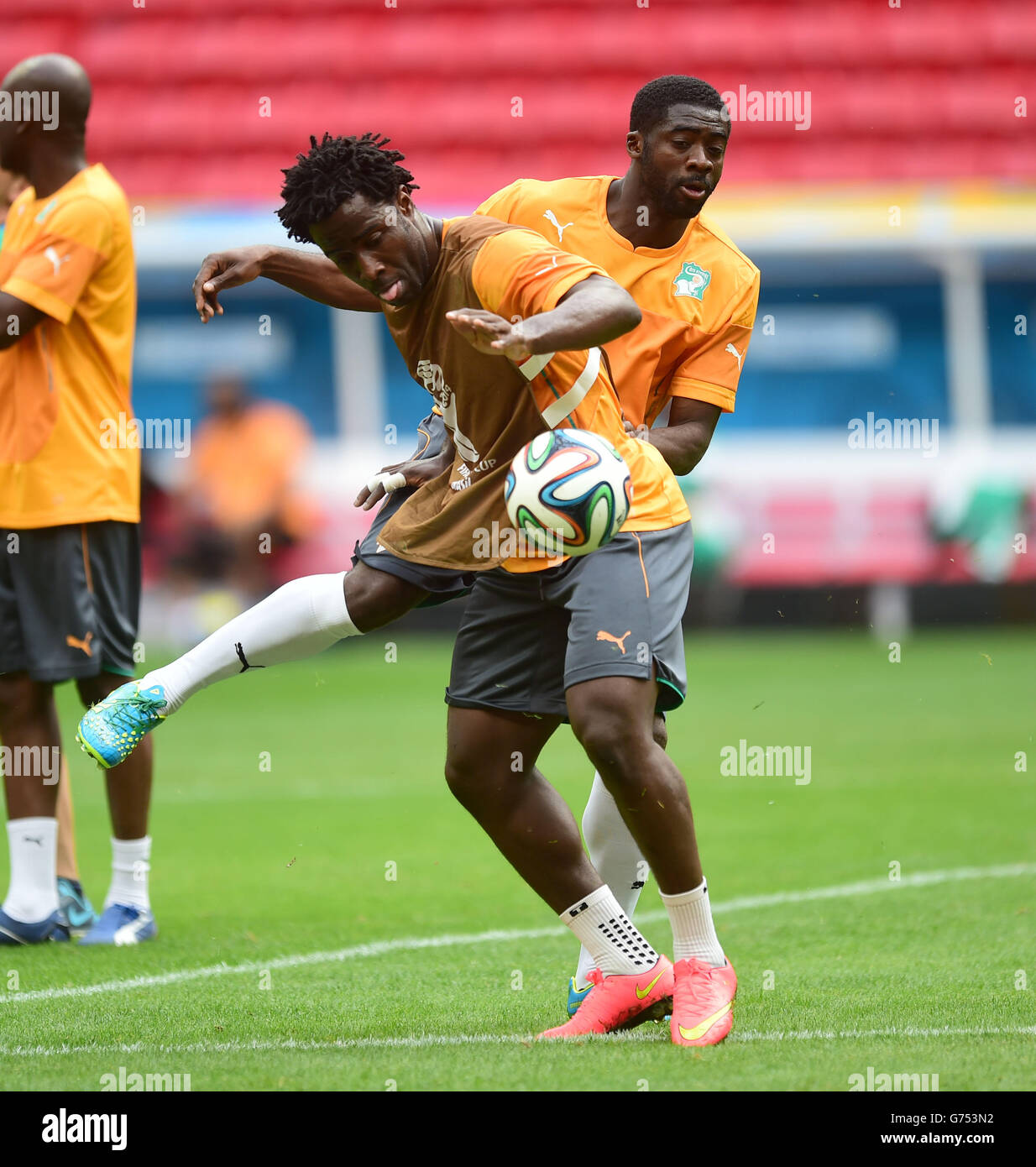 Soccer - FIFA World Cup 2014 - Group C - Colombia v Ivory Coast - Ivory ...