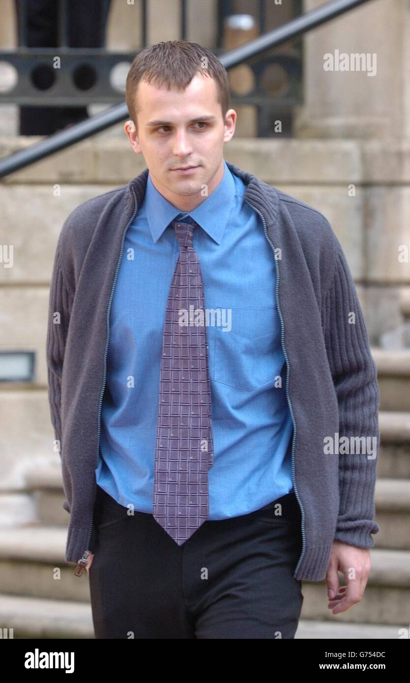 Mark gibson leaves reading crown court hi-res stock photography and ...