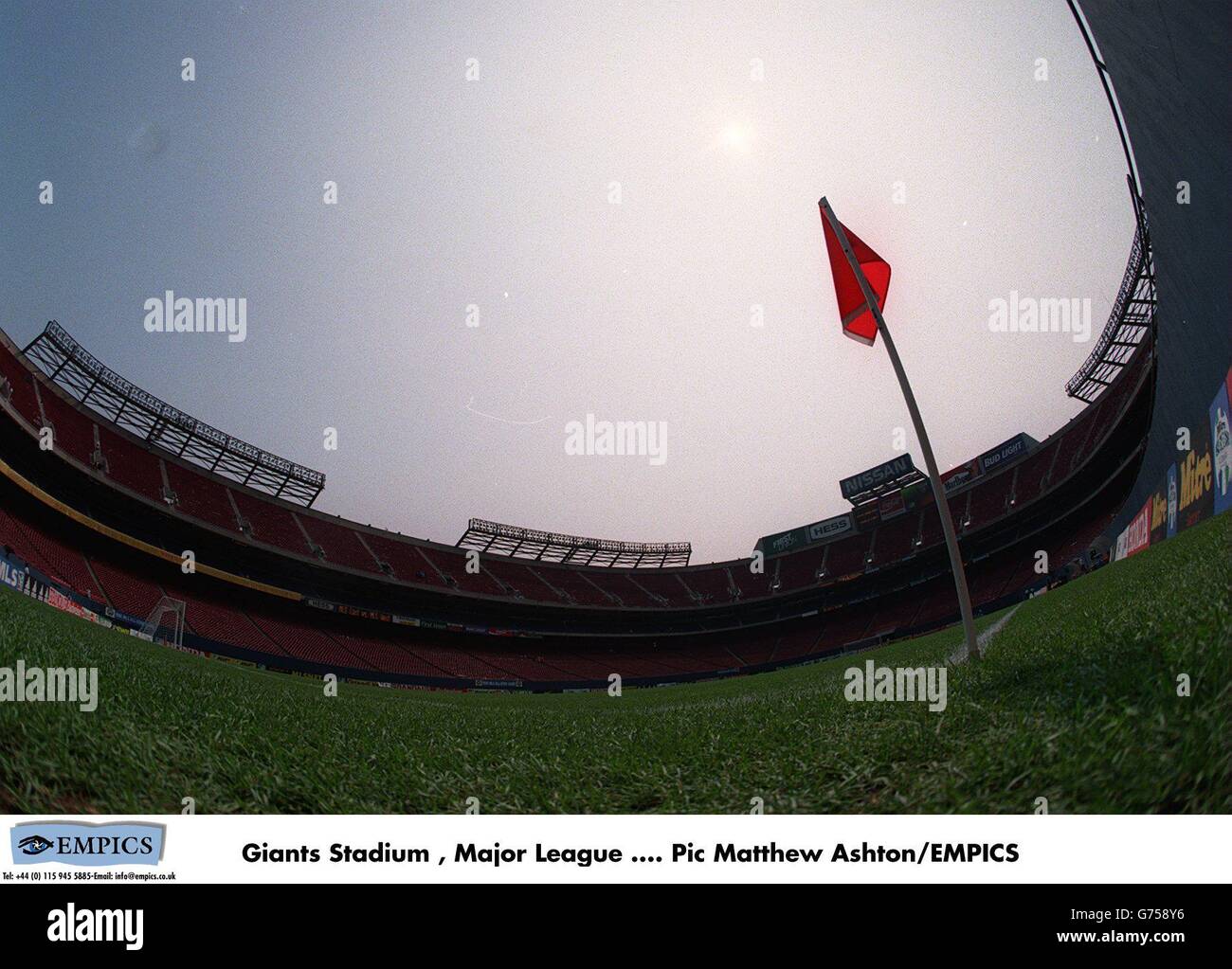 Soccer usa major league soccer giants stadium hi-res stock photography ...