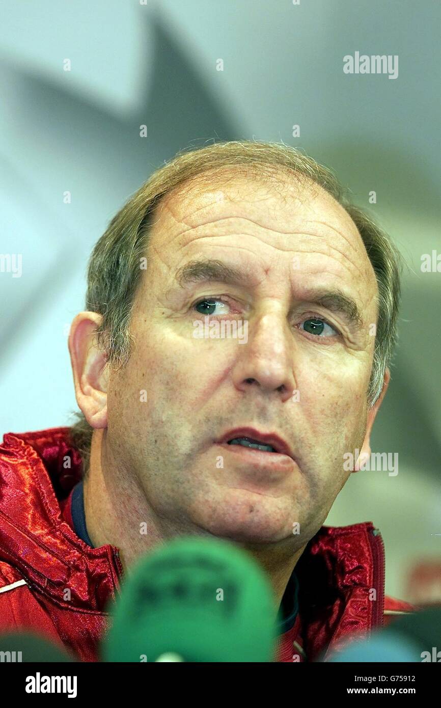 Barcelona coach Carles Rexach Stock Photo - Alamy