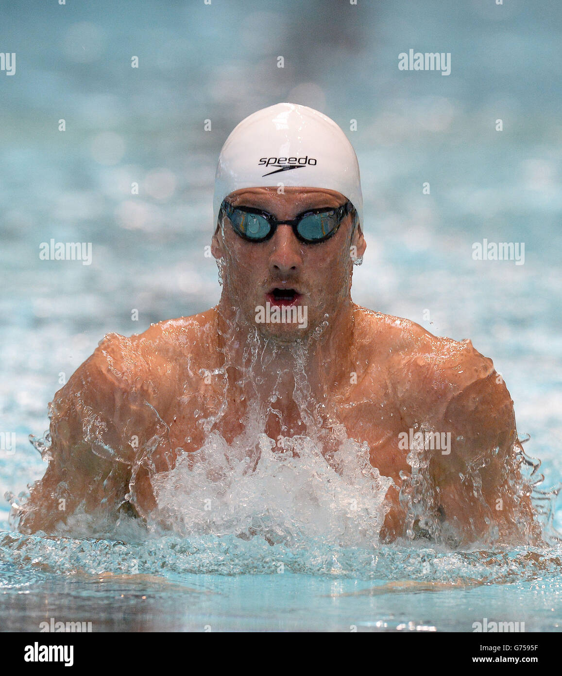 Michael jameson in action heats mens open 100m breaststroke hi-res ...