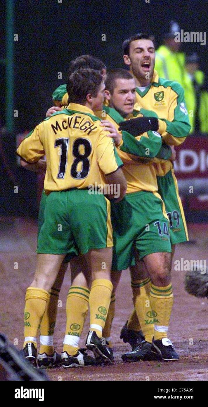 Football celebrating mark rivers hi-res stock photography and images ...