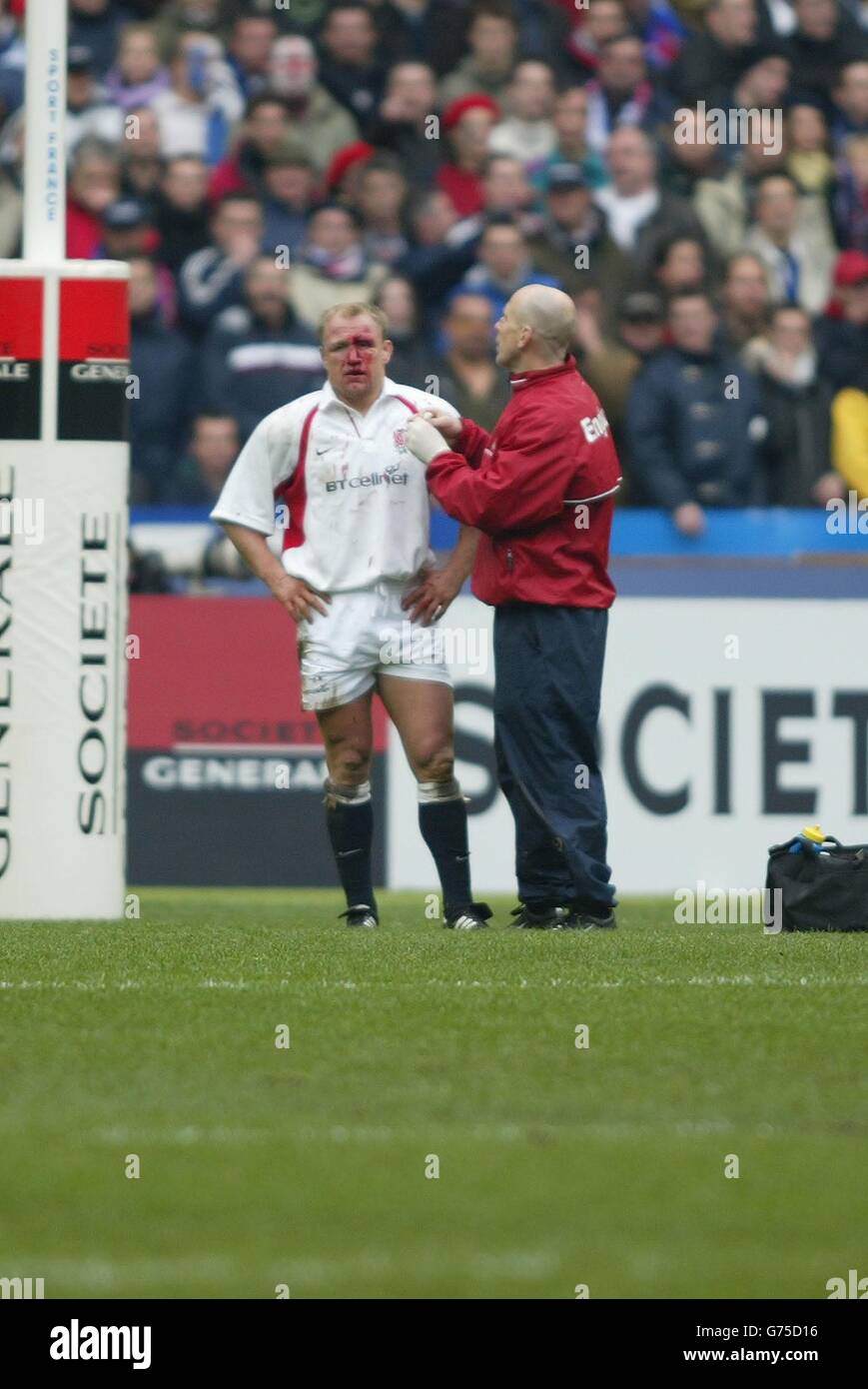 Treated head wound hi-res stock photography and images - Alamy