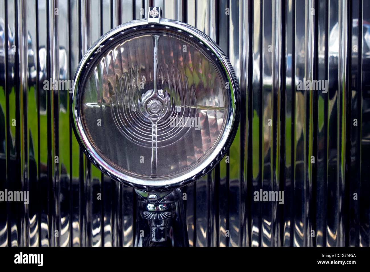 Light on a classic Rolls Royce Stock Photo - Alamy