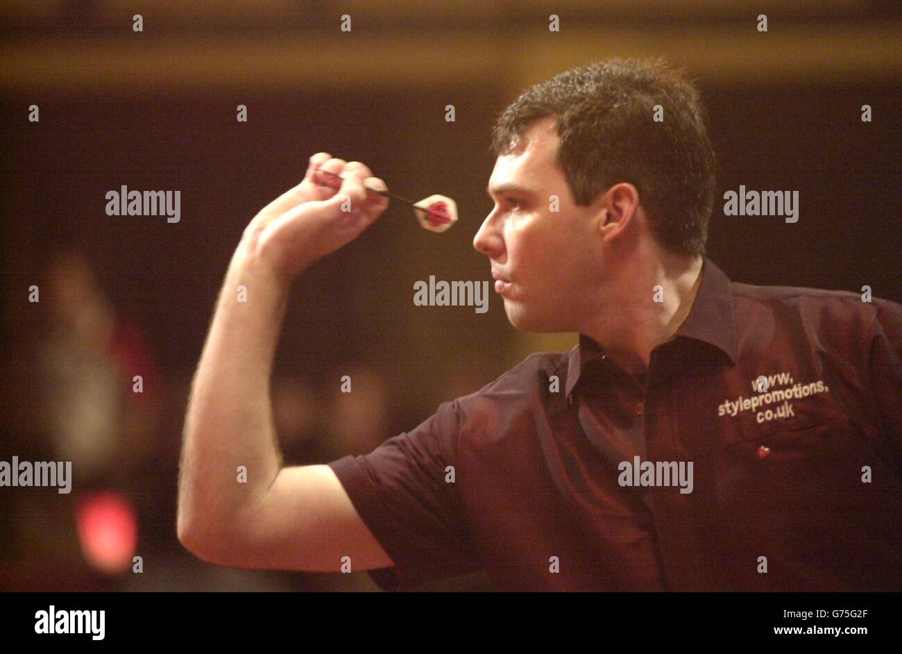 Embassy world darts championships hi-res stock photography and images ...