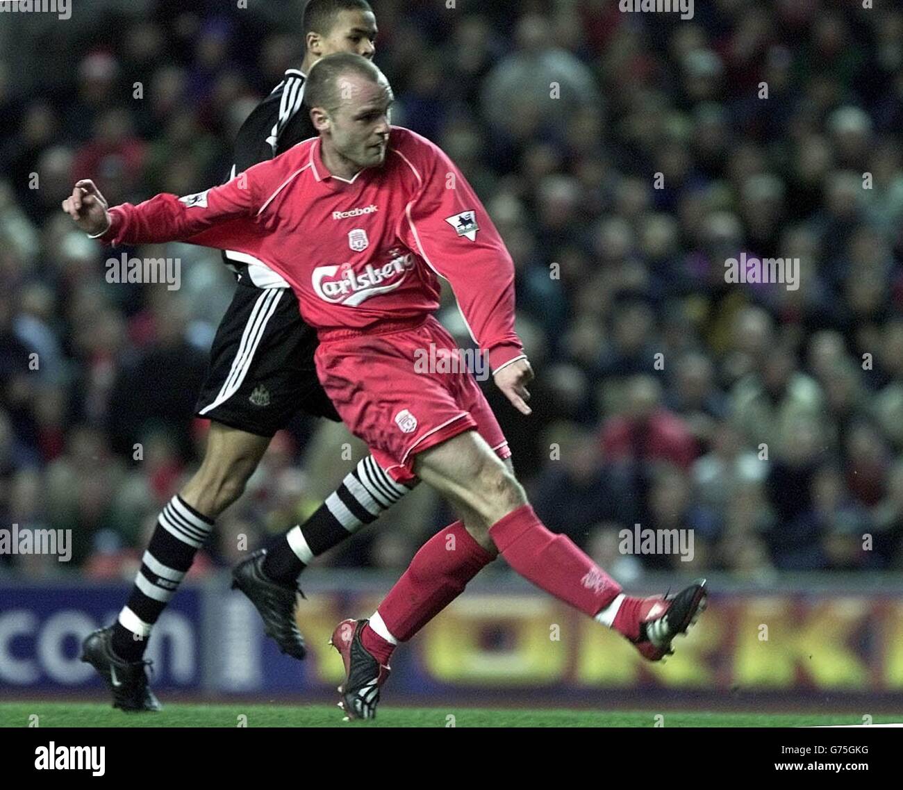 Danny murphy liverpool goal hi-res stock photography and images - Alamy