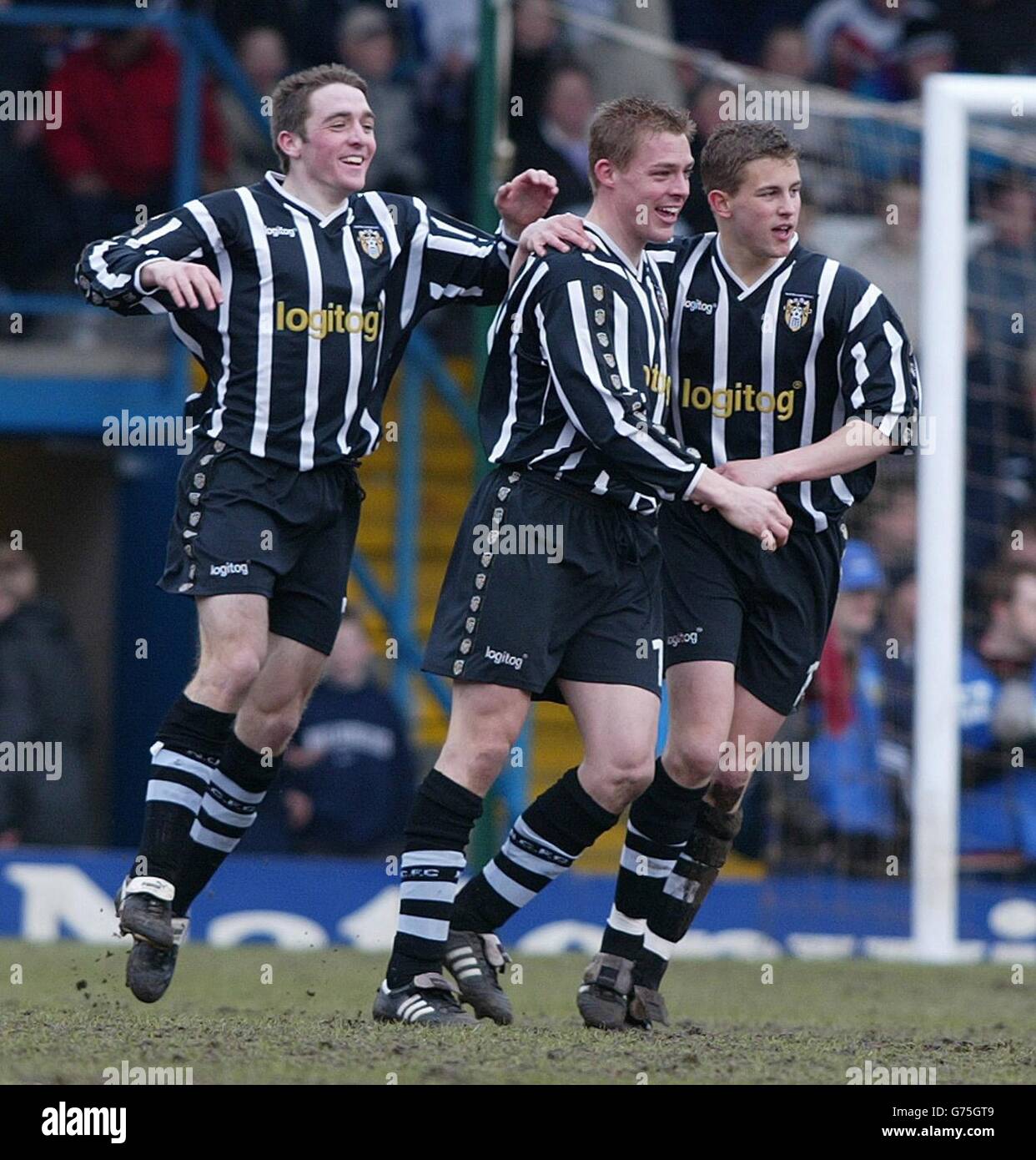 Notts County's Danny Allsopp celebrates his goal against Bury with team ...